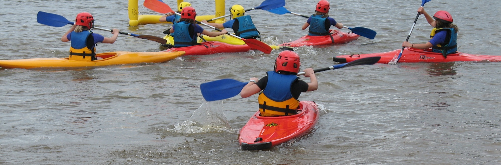 Kayak-polo - Base de Loisirs et d'Hébergements du Bourdon - Camping Lac ...